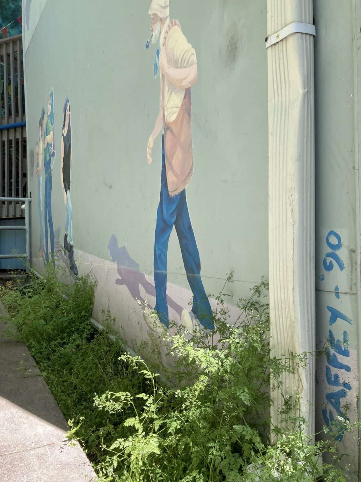 The mural John Gaffey painted: "hidden" neighborhood art - Walk Ashland